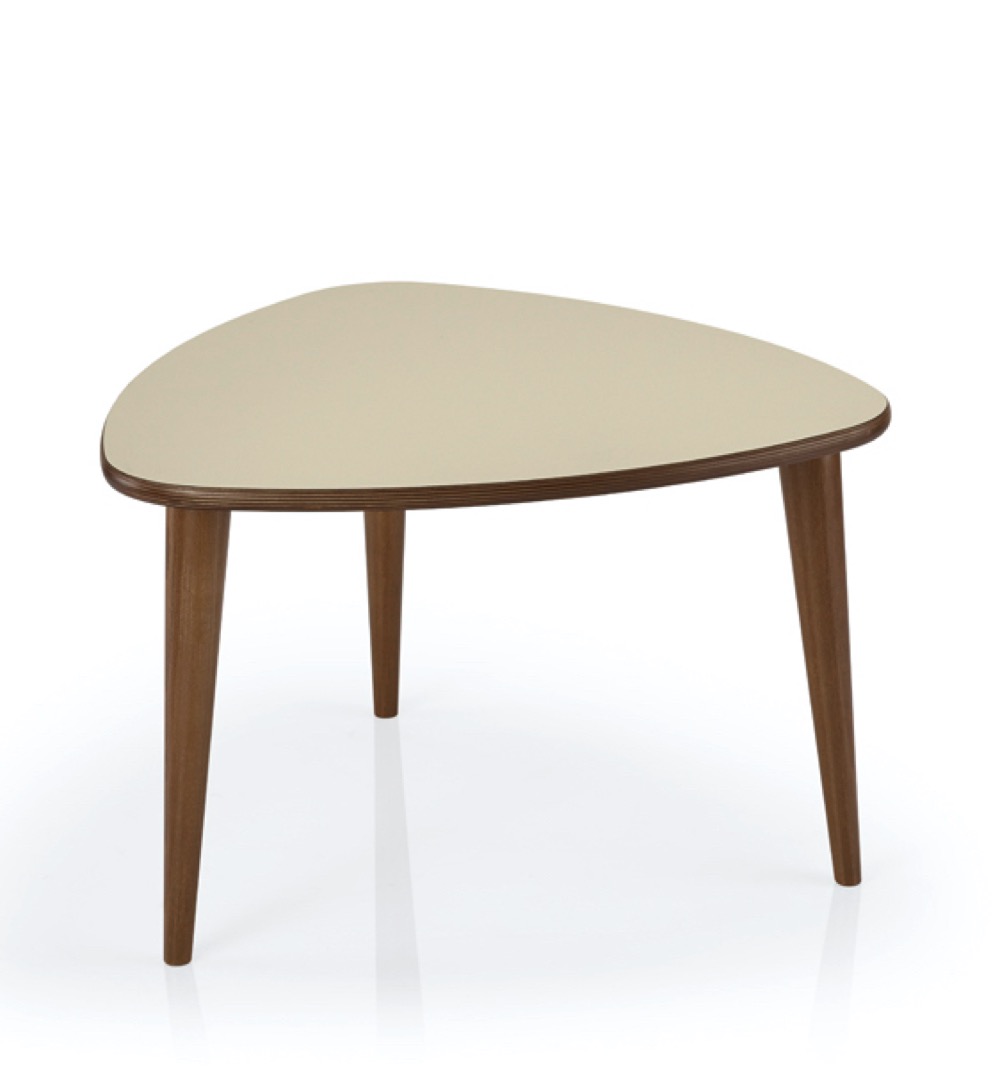 Pluma - Space Contract Furniture